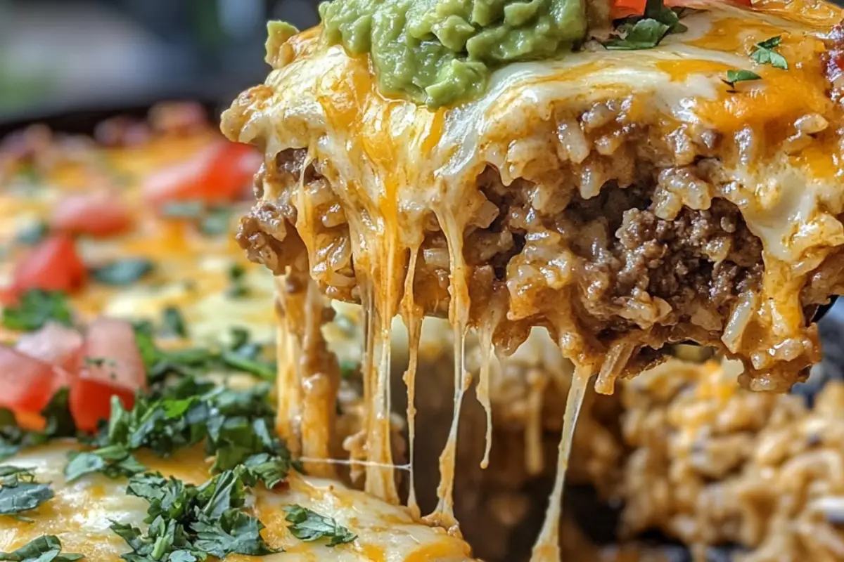 Cheesy Taco Rice Bake – A Taco-Inspired Casserole for Family Meals