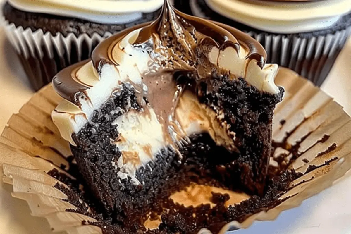 Chocolate Coffee Cream Cupcakes - cookefast.com